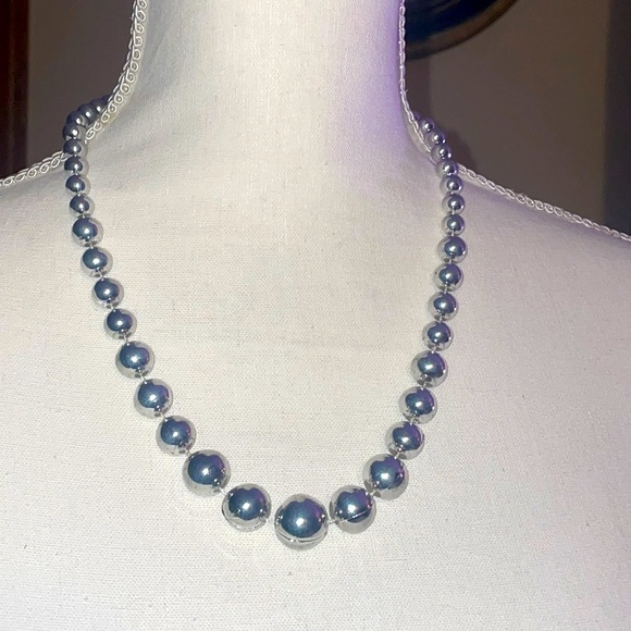 Jewelry | Graduated Silver Bead Necklace | Poshmark